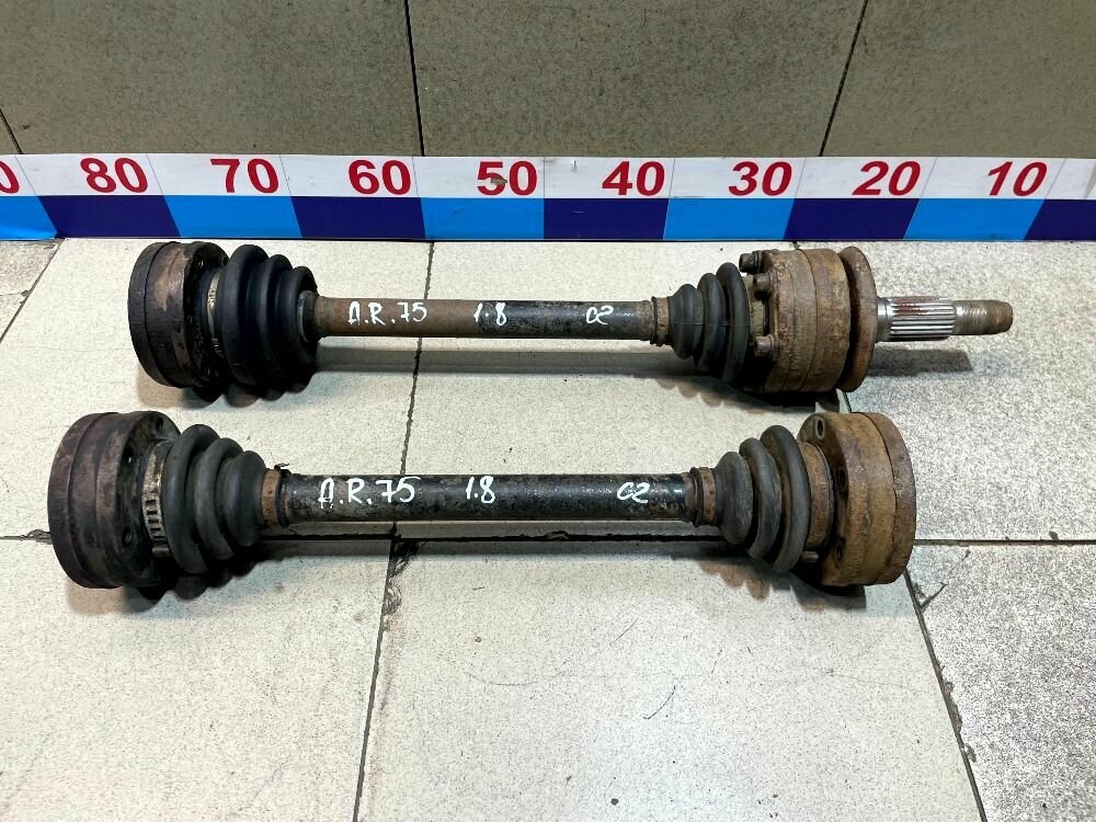 Полуось задняя Alfa Romeo 75