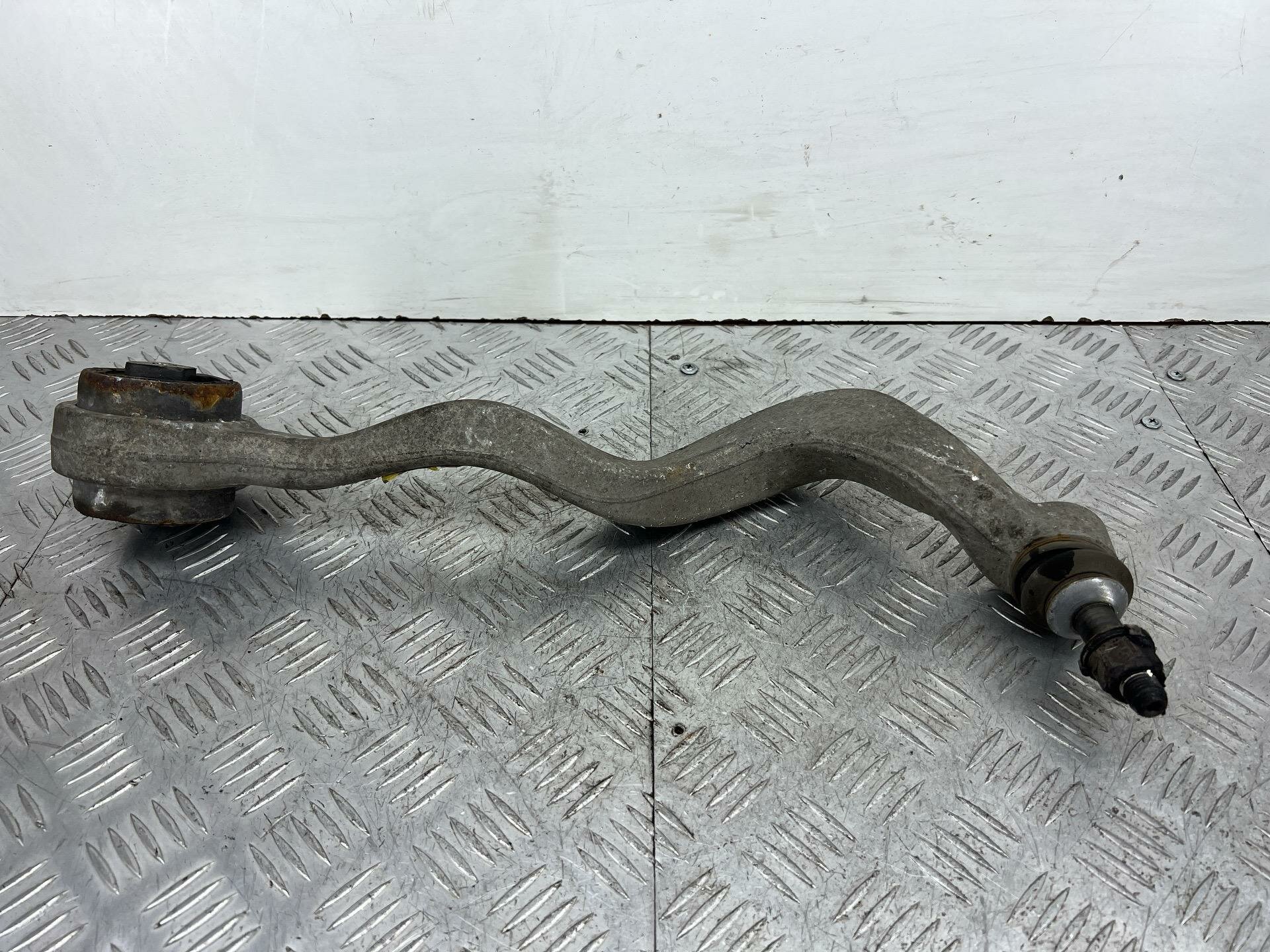 Рычаг передний правый нижний BMW 5 E60/E61 рест. E60 (2007 - 2010)