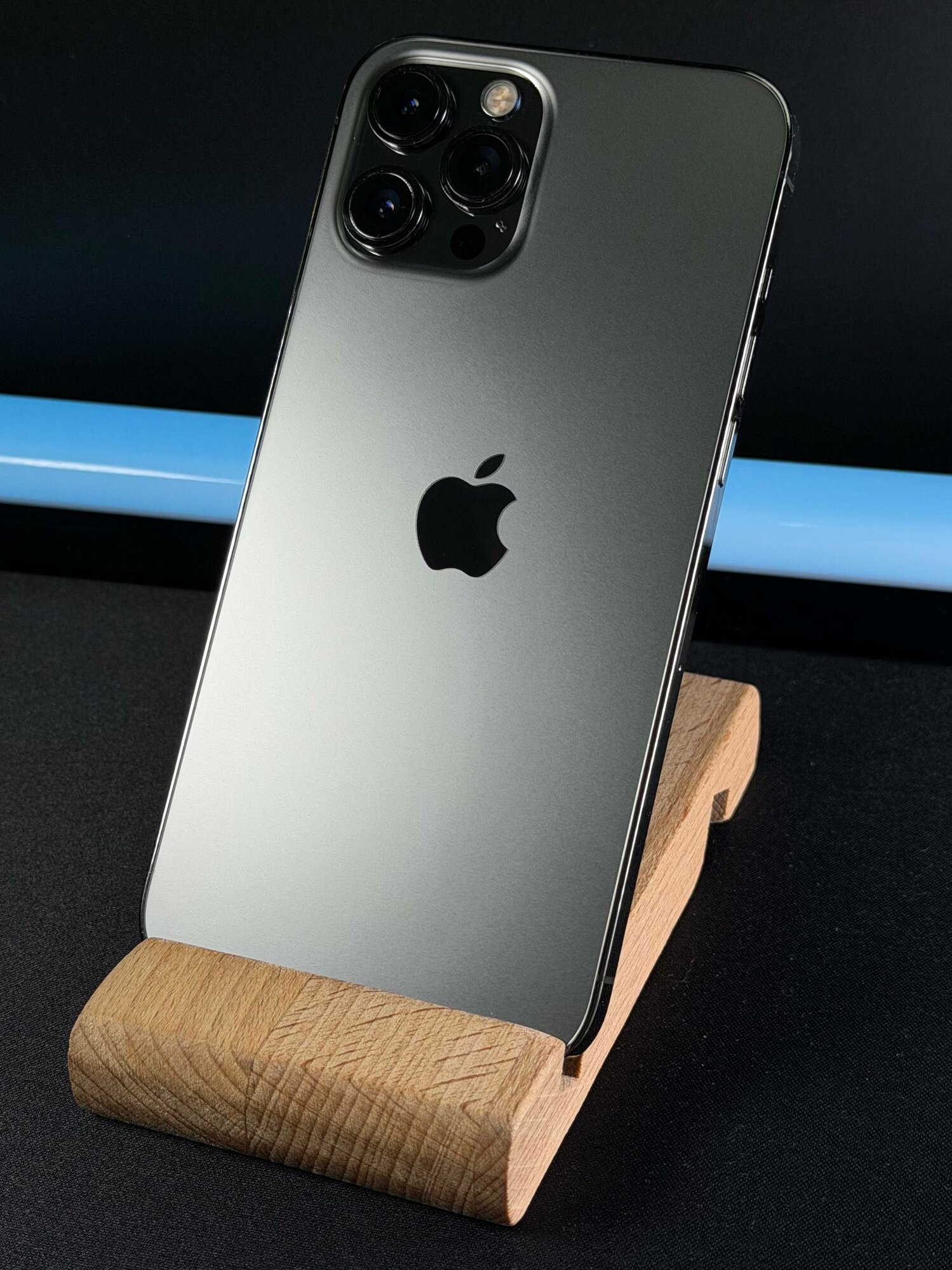 Смартфон Apple iPhone 12 Pro Max, 256gb, Graphite, LL, nano SIM + eSIM