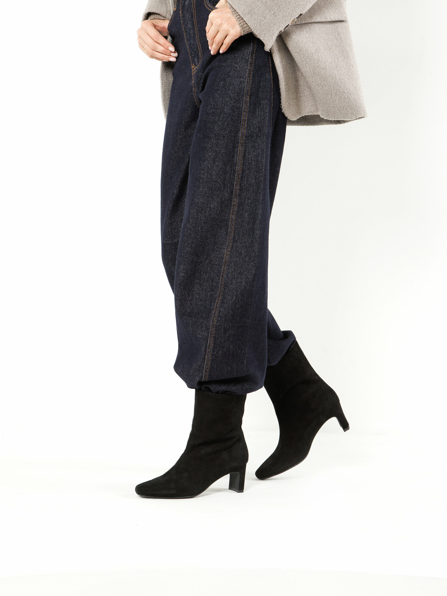 Ботильоны на низком каблуке демисезонные