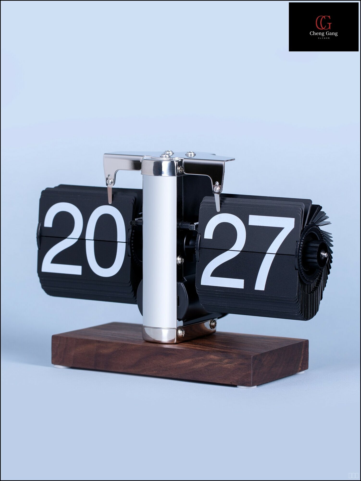 Классические перекидные часы Flip-Clock на деревянной подставке, 14х20х9, Chrome