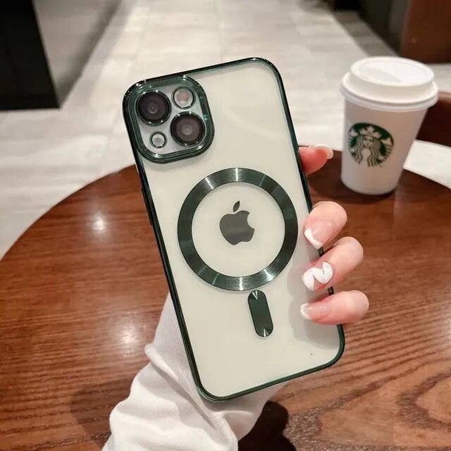 Магнитный силиконовый чехол на iPhone 16 магсейф (на айфон 16) с поддержкой Magsafe с магнитной зарядкой и защитой камеры, изумрудный