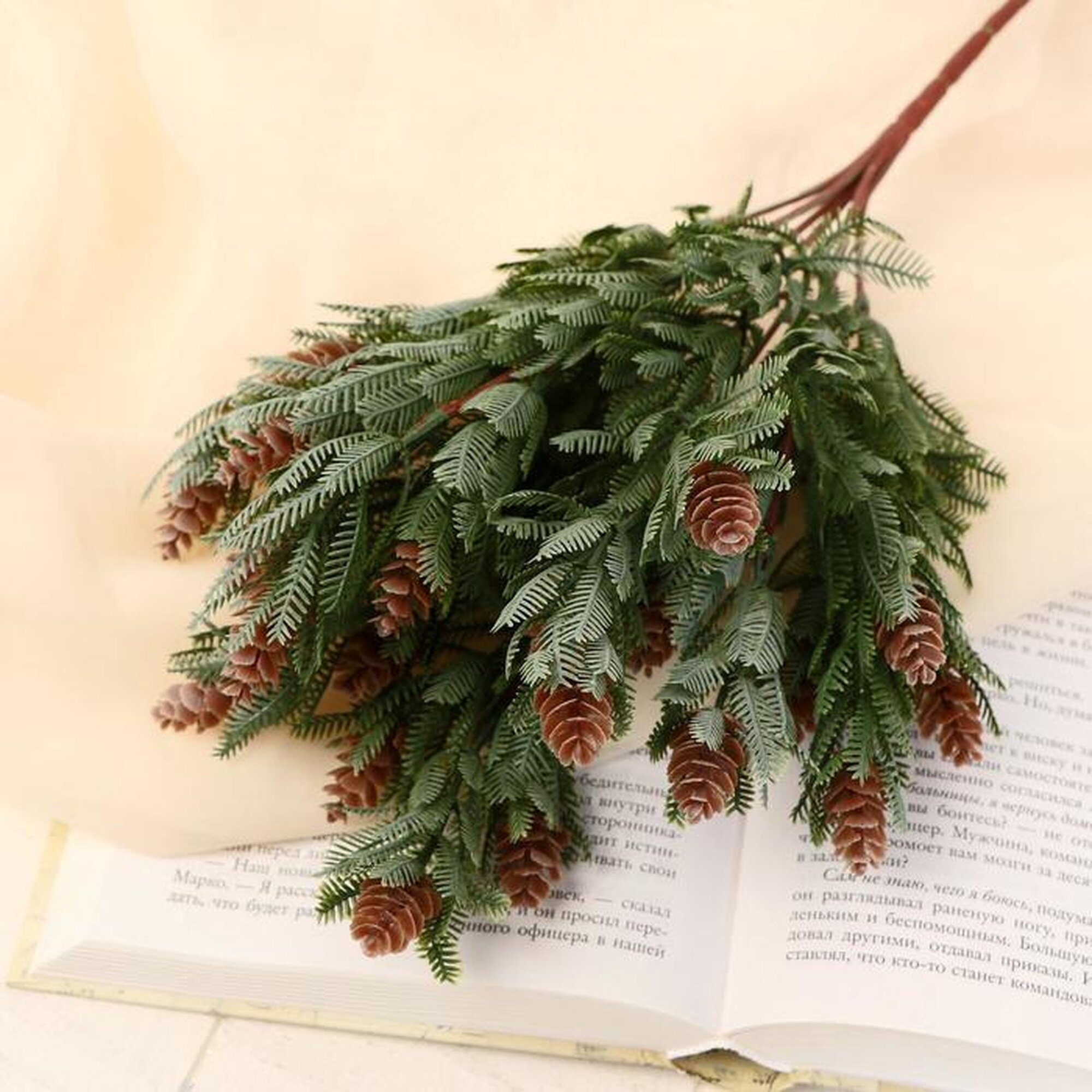 Букет Сима-ленд «Еловые веточки», пластиковый, 30 см, зеленый