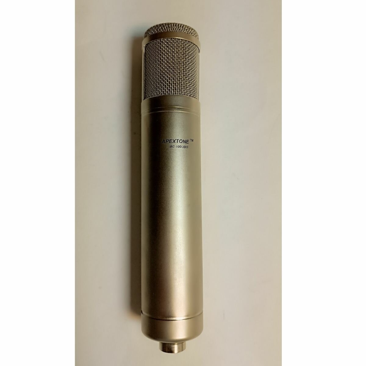 Apextone MC-100UBO-T Студийный ламповый микрофон, ламповый блок предусилителя микрофона MK6A (на лам