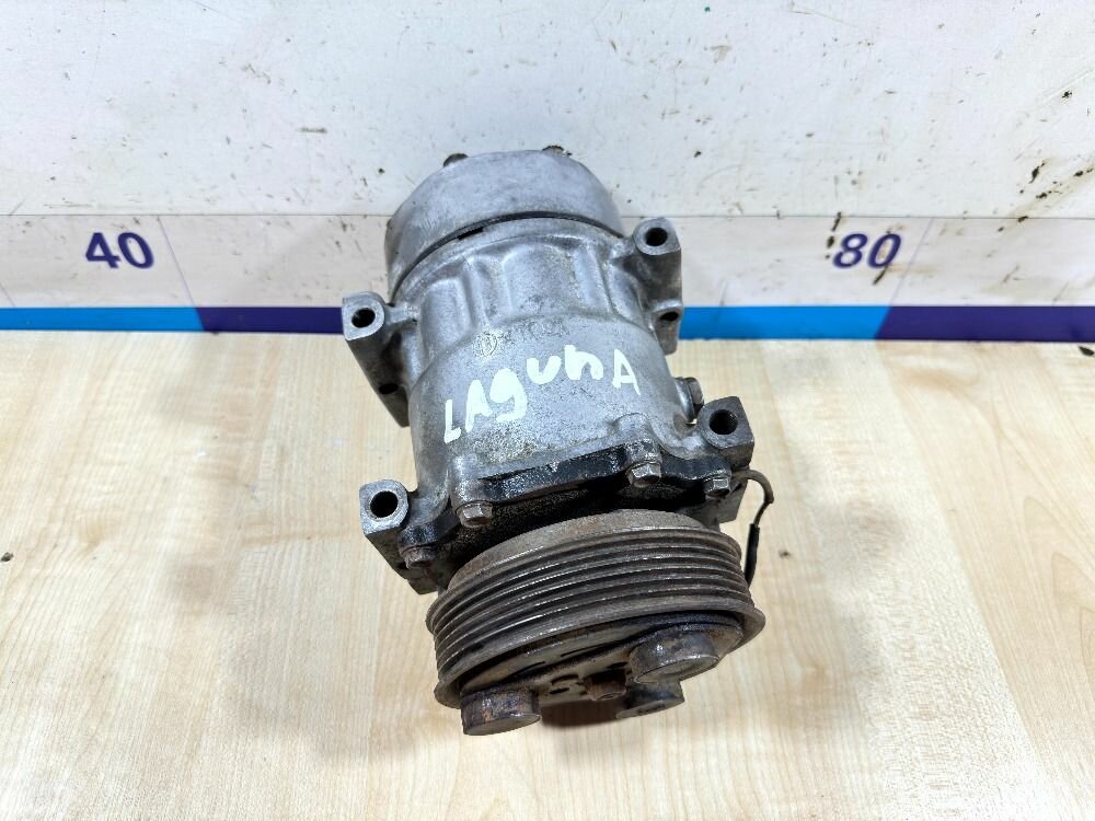 Компрессор кондиционера Renault Laguna