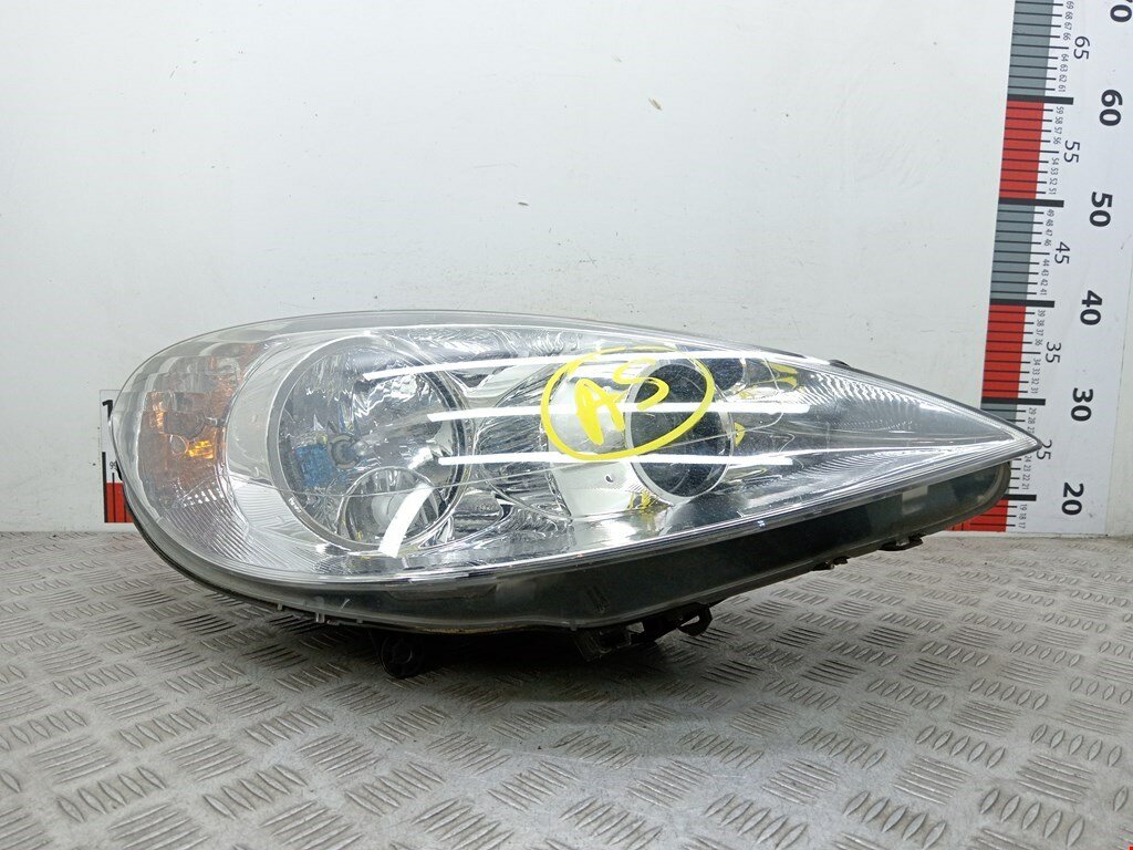 Фара правая Peugeot 807 6206F1 арт. 2248840