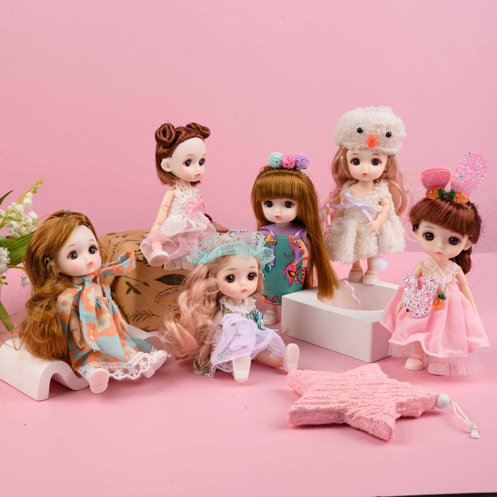 Набор шарнирных кукол 6 штук