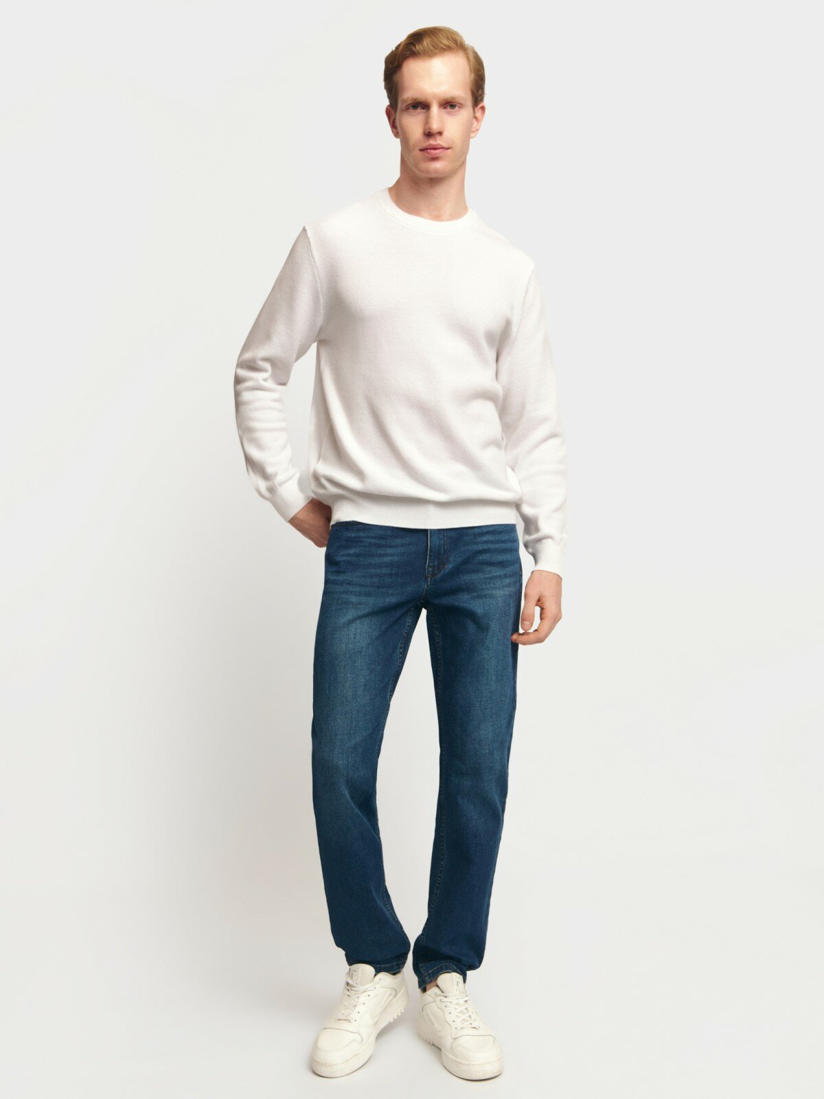 Джинсы зауженные 