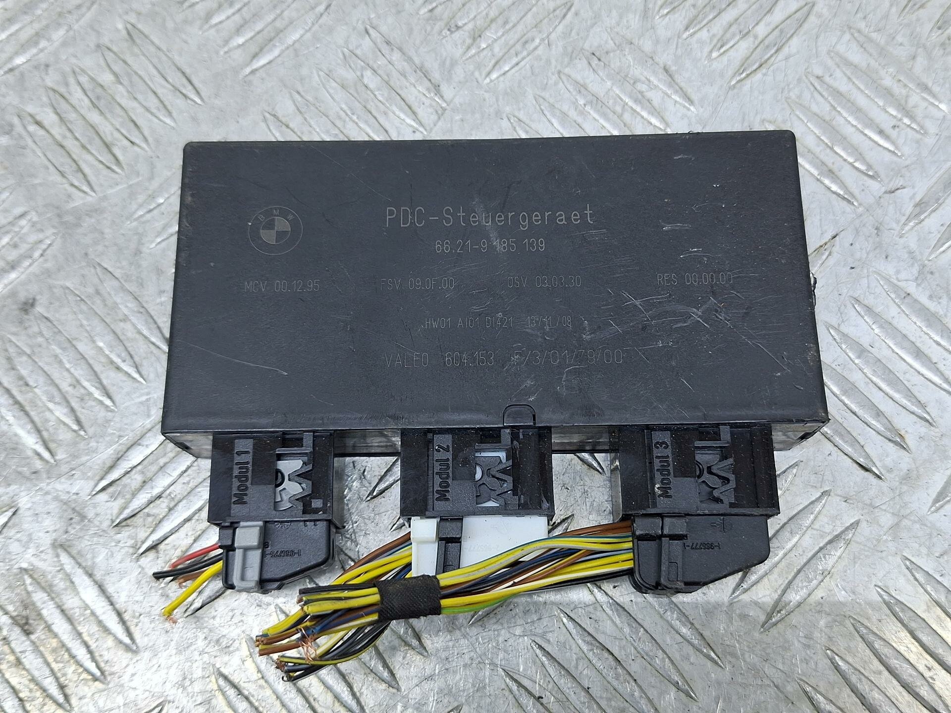 Блок управления парктрониками BMW 5 E60/E61 рест. (2007 - 2010) 9185139