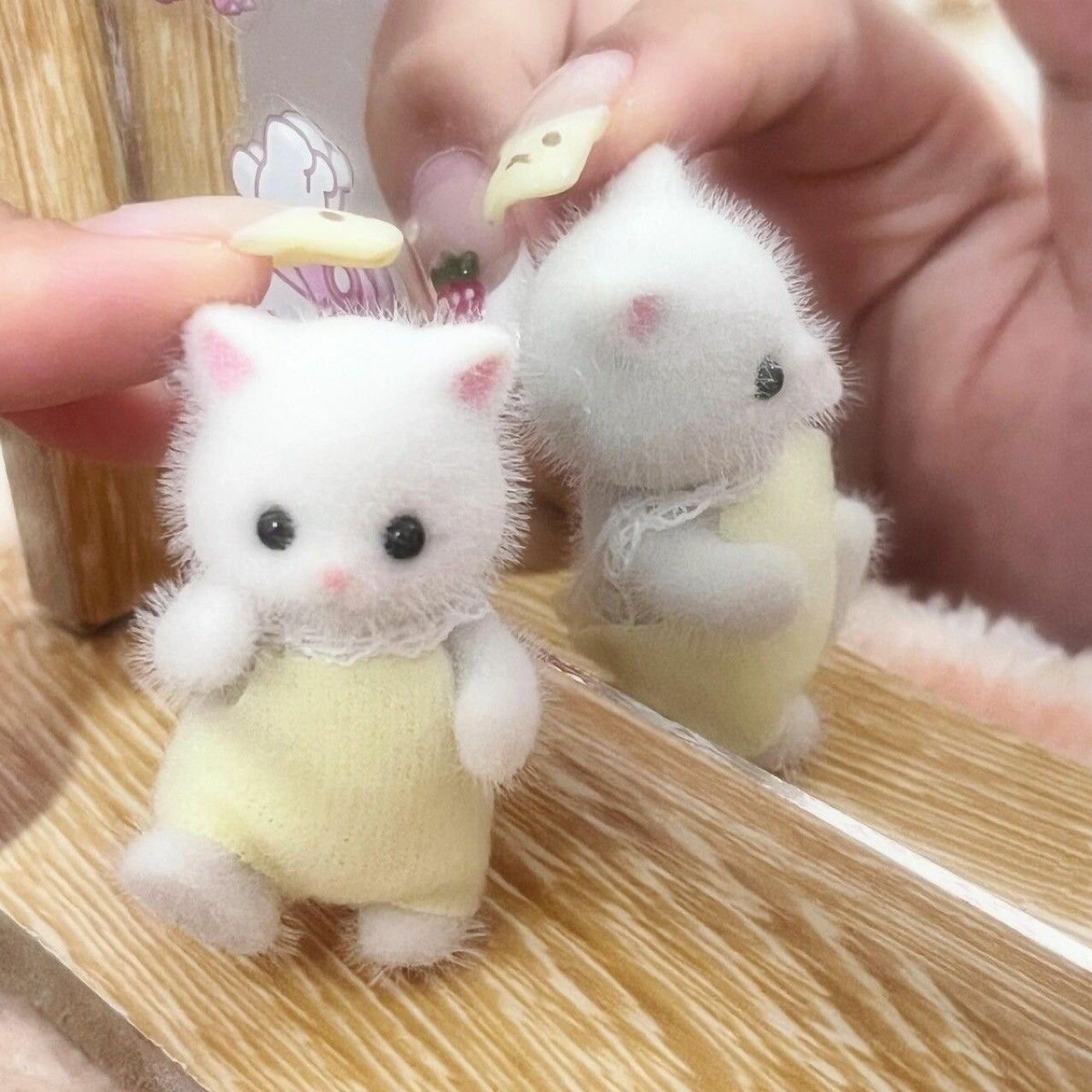 Оптимизированный заголовок: Милая миниатюрная игрушка Персидская кошка Плюшевая статуэтка для интерьера
