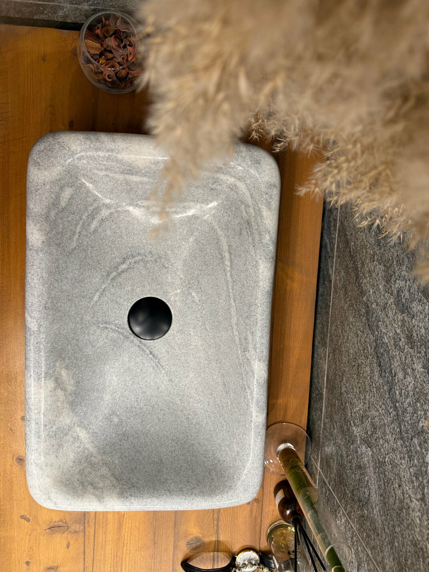 Раковина накладная из натурального камня Black Swan, Allegoria II (50x32)