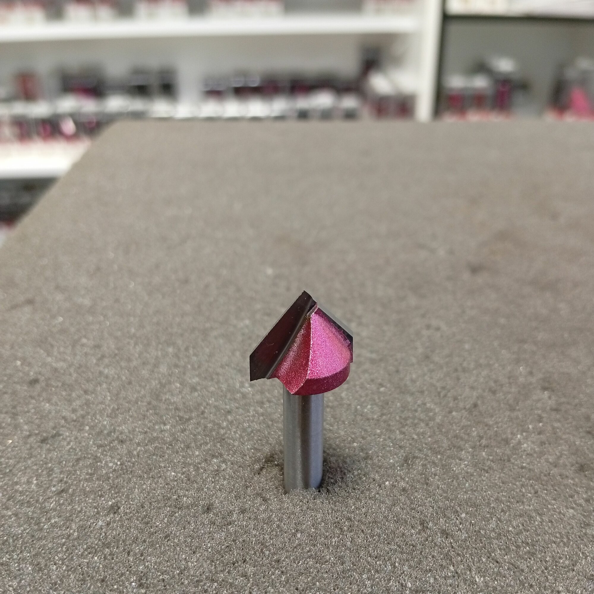 Фреза профессиональная V-образная пазовая с углом 90 i1 7 Z 2 D 16x11x44 S 6 PROCUT PROFESSIONAL A1006