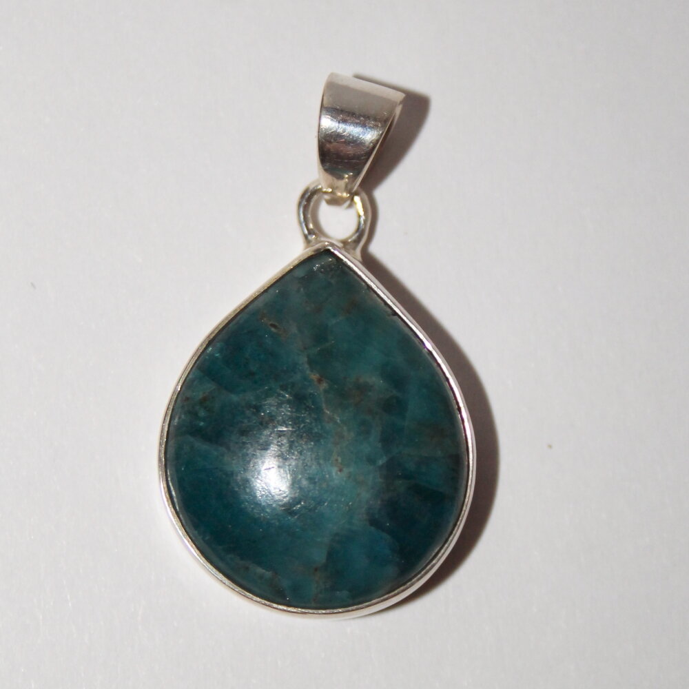 Колье, апатит