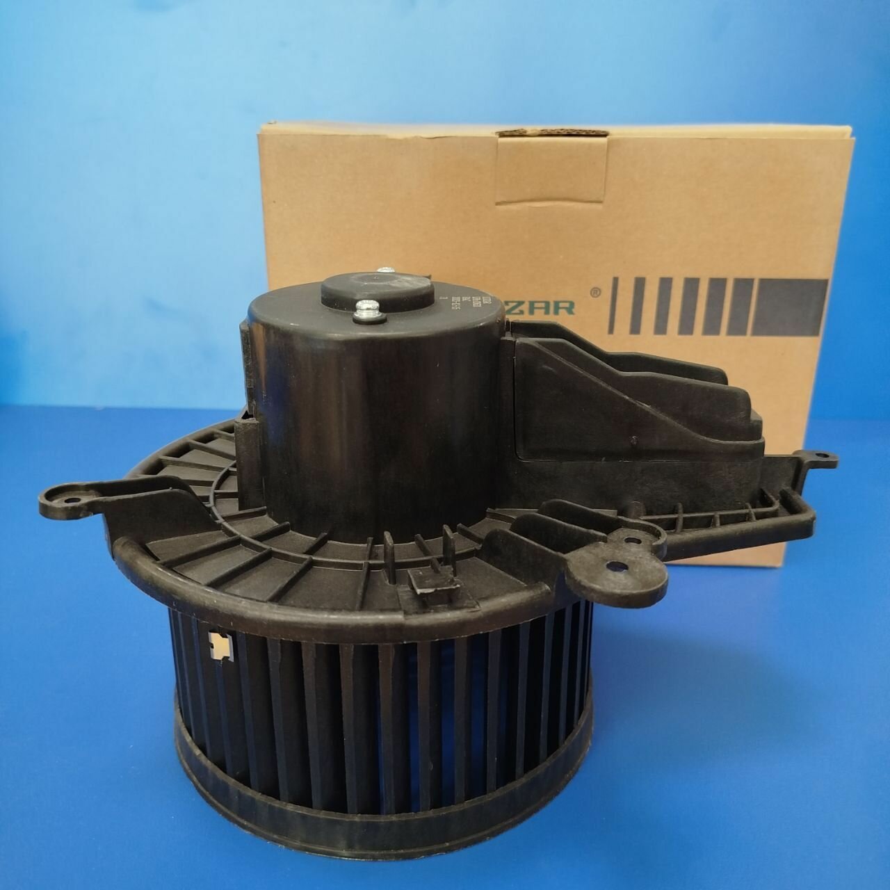 Мотор печки "LUZAR" для а/м УАЗ Патриот с конд. Sanden