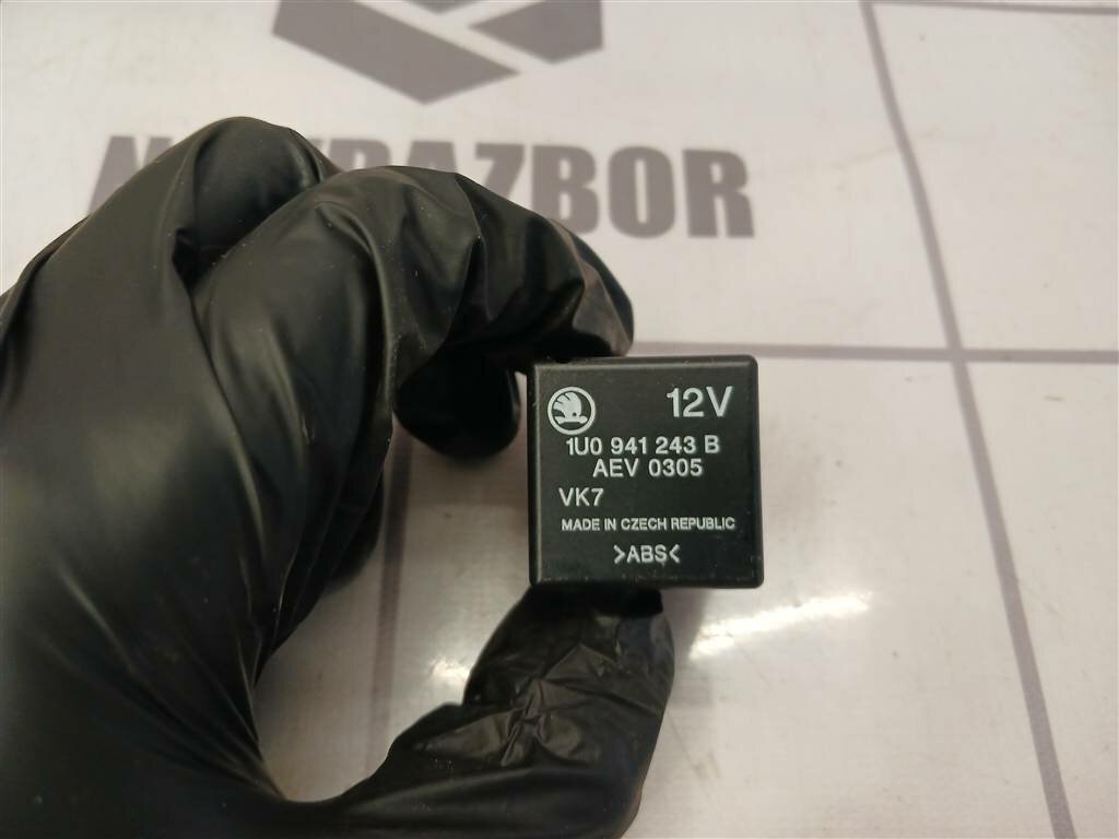 Реле Skoda Octavia A4 1U 2000-2011