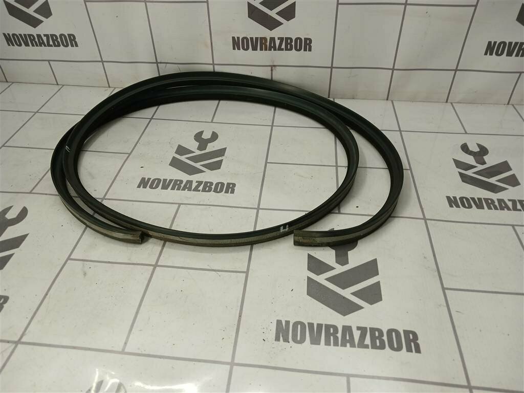 Уплотнитель Skoda Octavia A4 1U 2000-2011