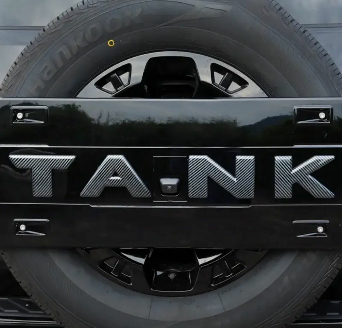 Эмблема Tank 400 / Танк 400 2024 -2025г. в carbon