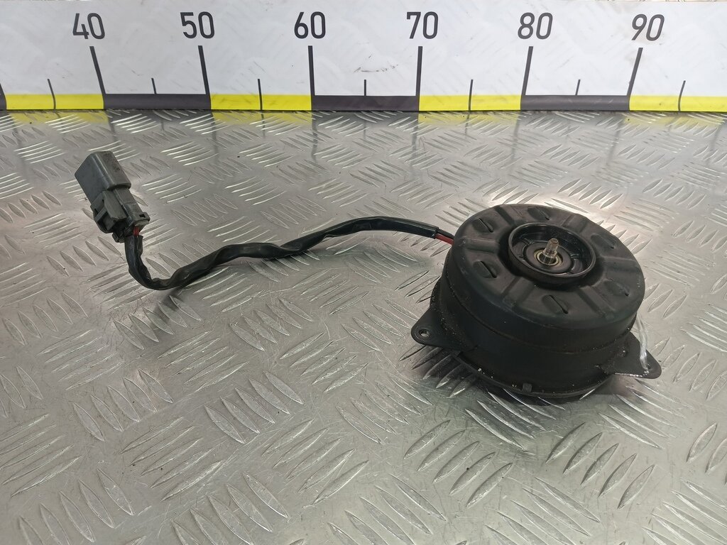 Моторчик вентилятора Б/У для HONDA Civic VIII (2005—2009) 19030RSAG01