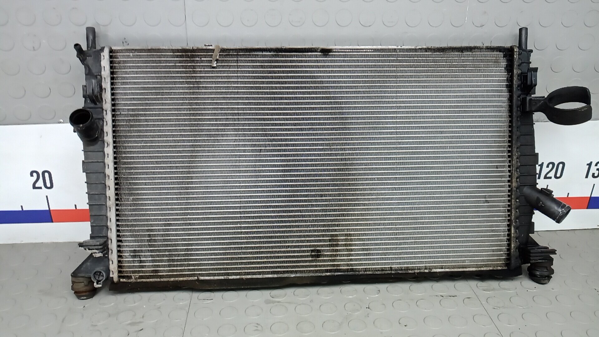 Радиатор системы охлаждения FORD FOCUS 2