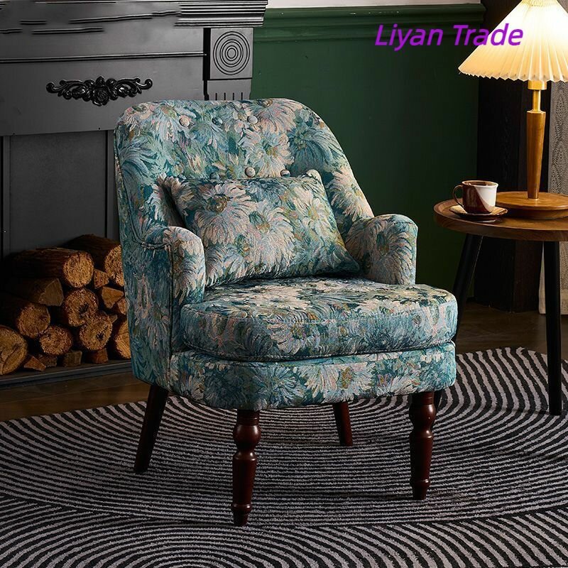 Кресло, арт-деко стиль, деревянное покрытие, жаккардовая обивка, вспененный полимер