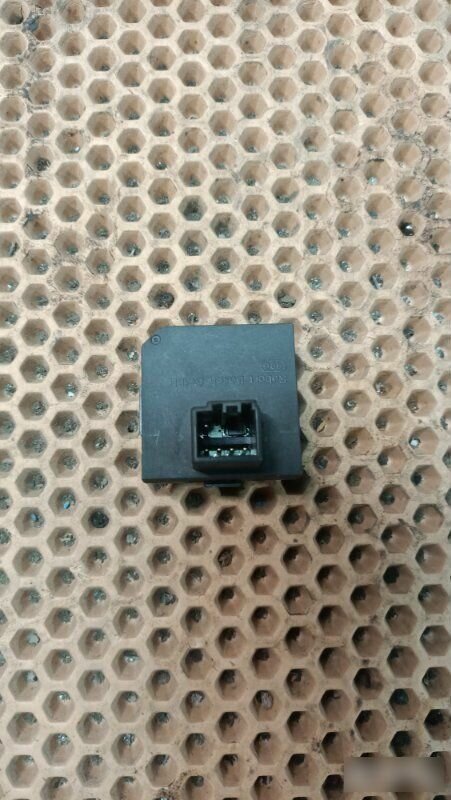 Блок управления дверьми Kia Ceed ED G4FC 2007 Б/У с пробегом