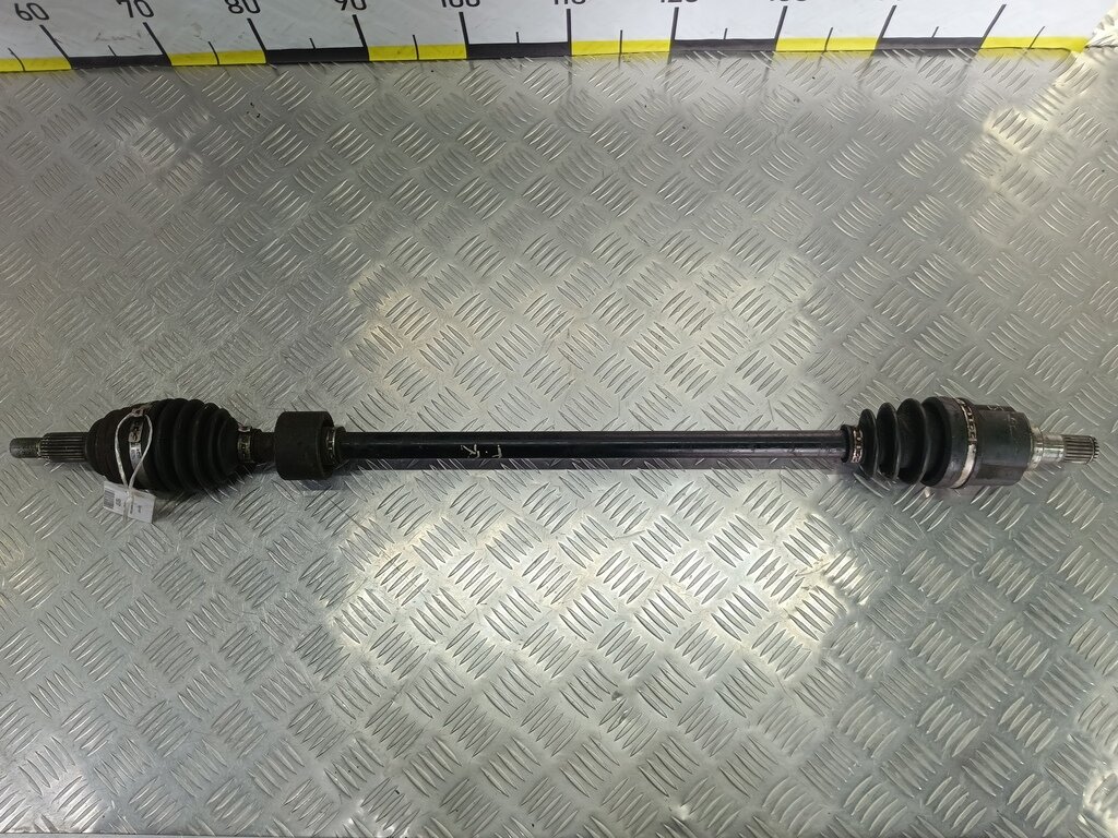 Привод передний правый Б/У для SUZUKI SWIFT 4410162J00