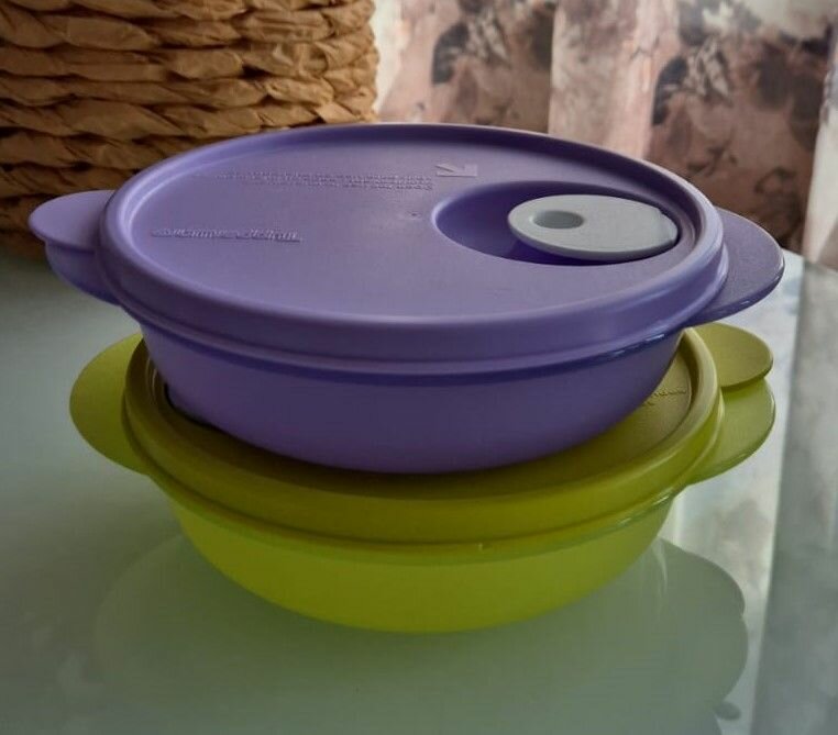 Контейнеры "Новая волна" (390 мл), для разогрева в СВЧ сиреневый и салатовый. Tupperware
