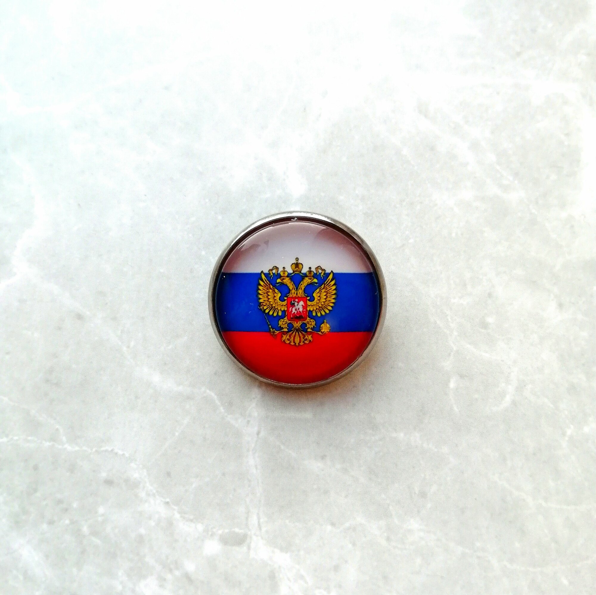 Брошь, стекло