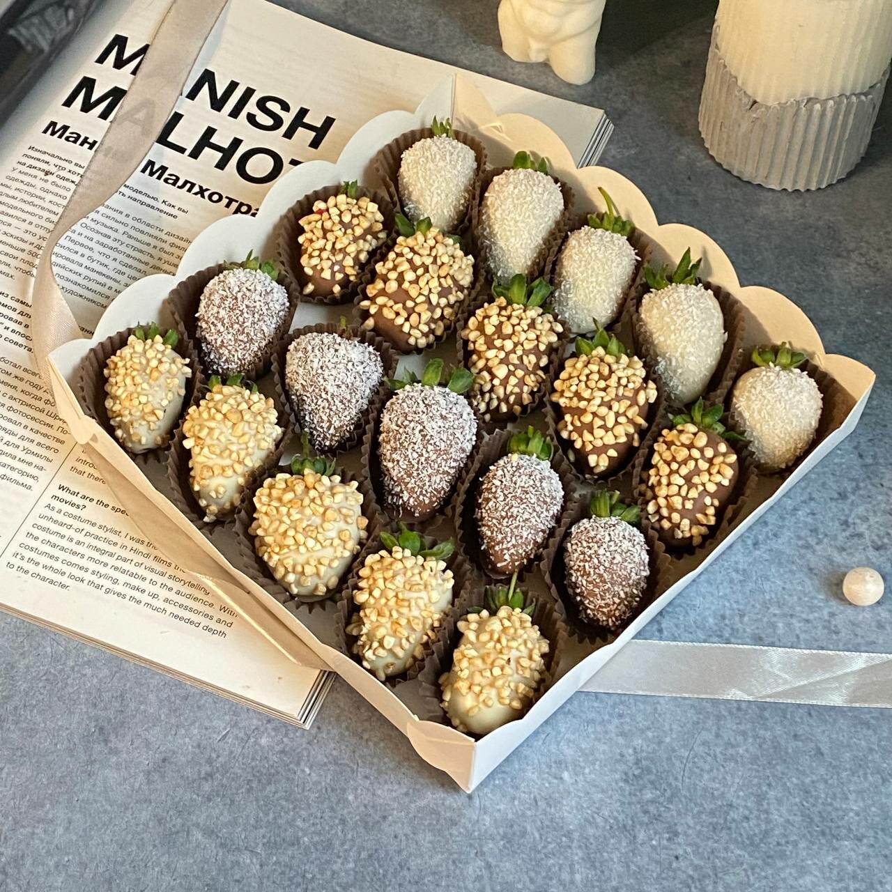 Подарочный набор на годовщину Клубника в шоколаде Микс на День матери (16-20)