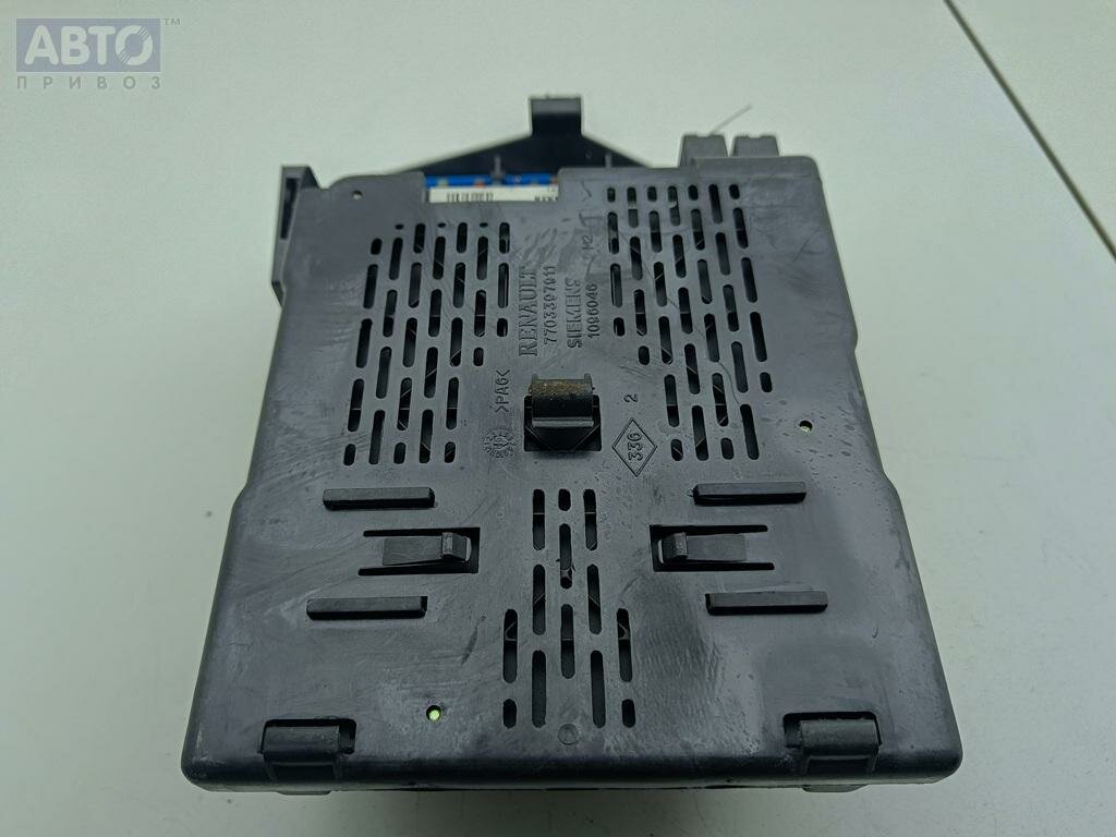 Блок предохранителей Renault Scenic 1 (1996-2003)