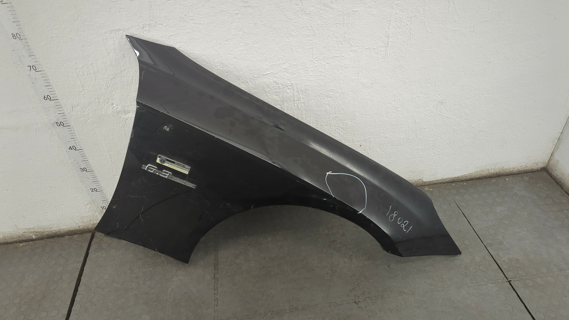 Крыло правое переднее Mercedes CLS C219 Б/У