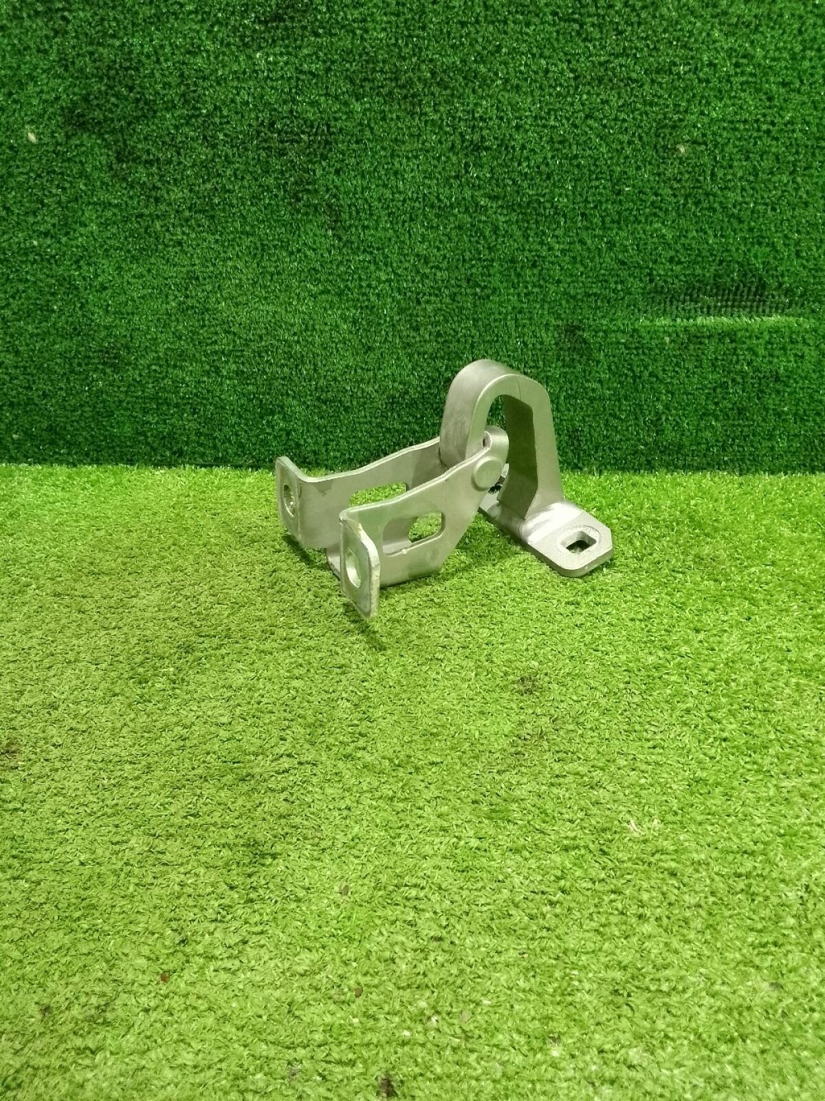 Петля двери багажника верхняя Lada Largus Б/У с пробегом