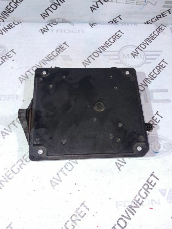 Блок управления дверьми Renault Fluence 1 Б/У с пробегом