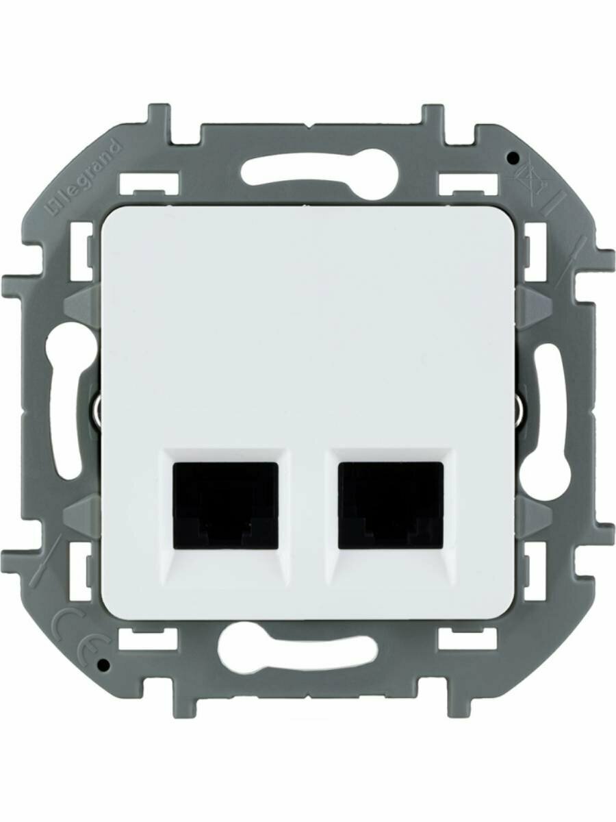 Механизм розетки компьютерной двойная Legrand INSPIRIA RJ 45 категория 5e - UTP белый 673835