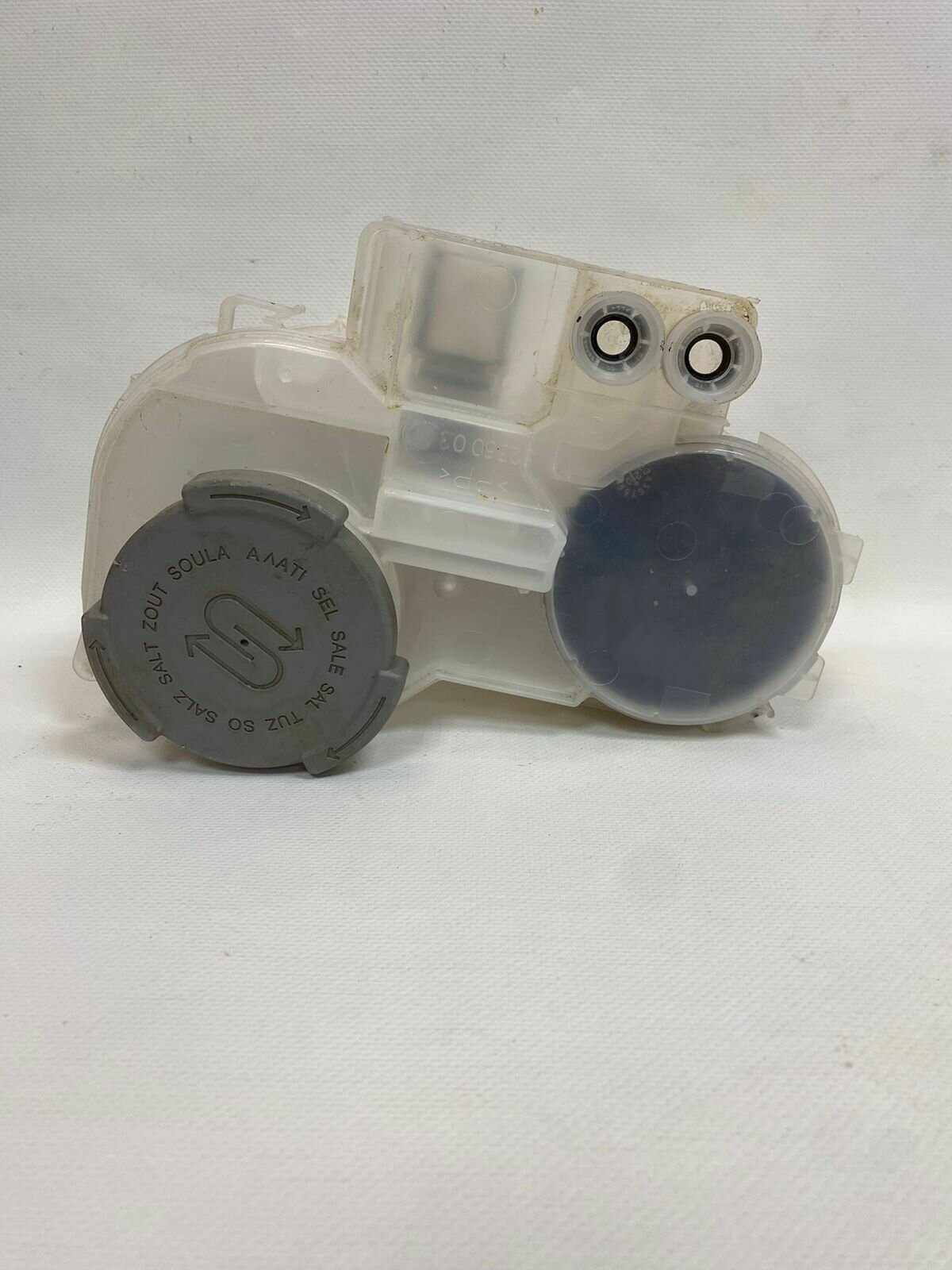 3. 3 Бачок для соли посудомоечных машин Bosch 12023291 б/у