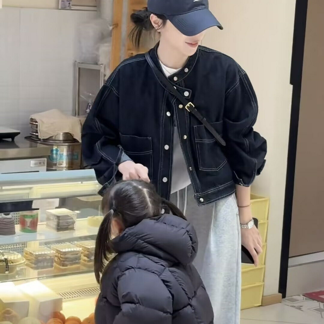 Куртка джинсовая