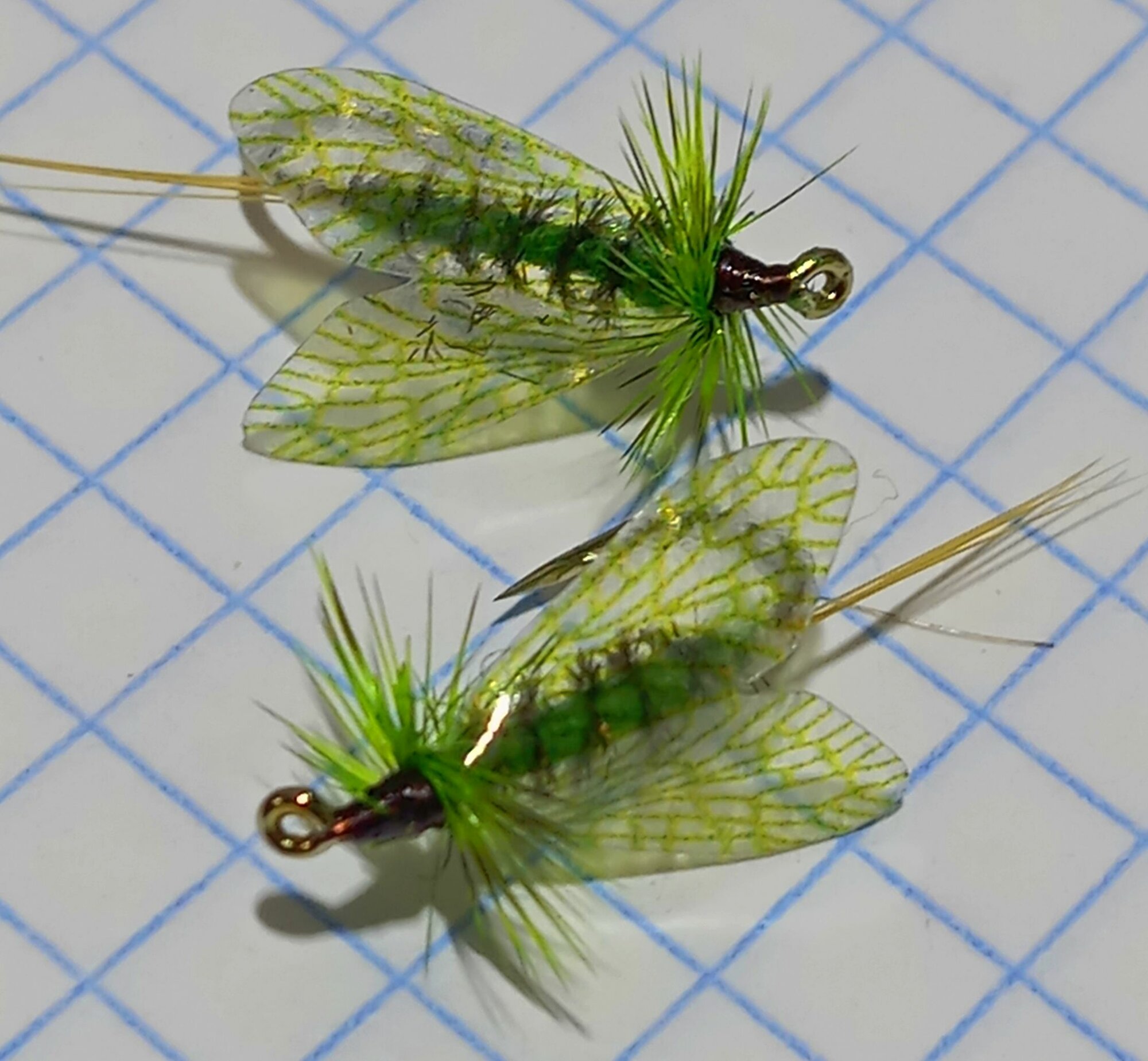 Мушка верховая. для ловли хариуса и другой рыбы. На одинарном крючке номер 10. Набор 2 штуки.