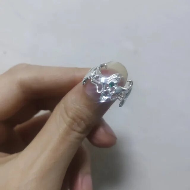 Аниме Bleach Ulquiorra Cifer открывающееся кольцо для мужчин и женщин серебряный цвет зеленый цирконий металлические кольца фанаты косплей вечерние ювелирные изделия подарок