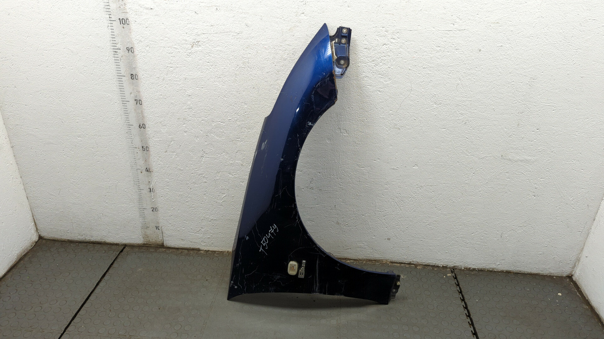 Крыло правое переднее Toyota Celica Б/У