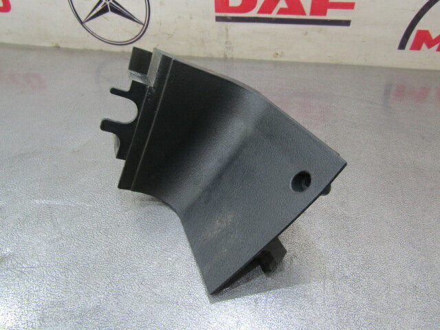 Накладка задней стенки верхняя угловая левая MAN TGS, TGM, TGL, TGA, TGX