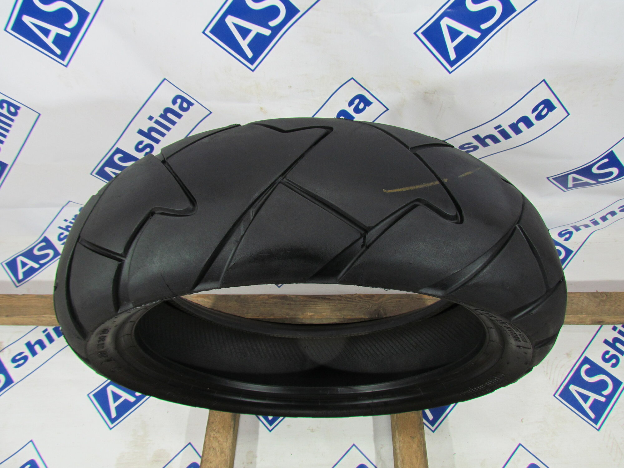 Мотошина БУ для мотоцикла Continental ContiTrailAttack 2 170 / 60 R17 0022695