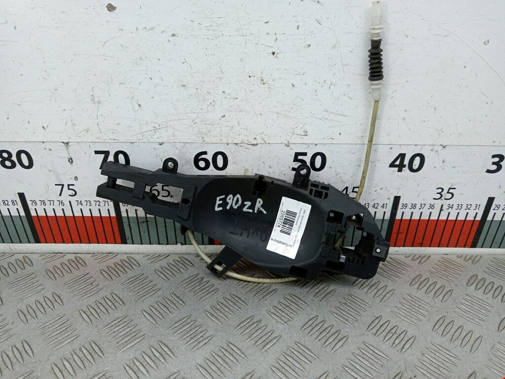 Кронштейн (держатель) ручки двери BMW 3-Series (E90/E91/E92/E93) 51227199835 арт. 2265774