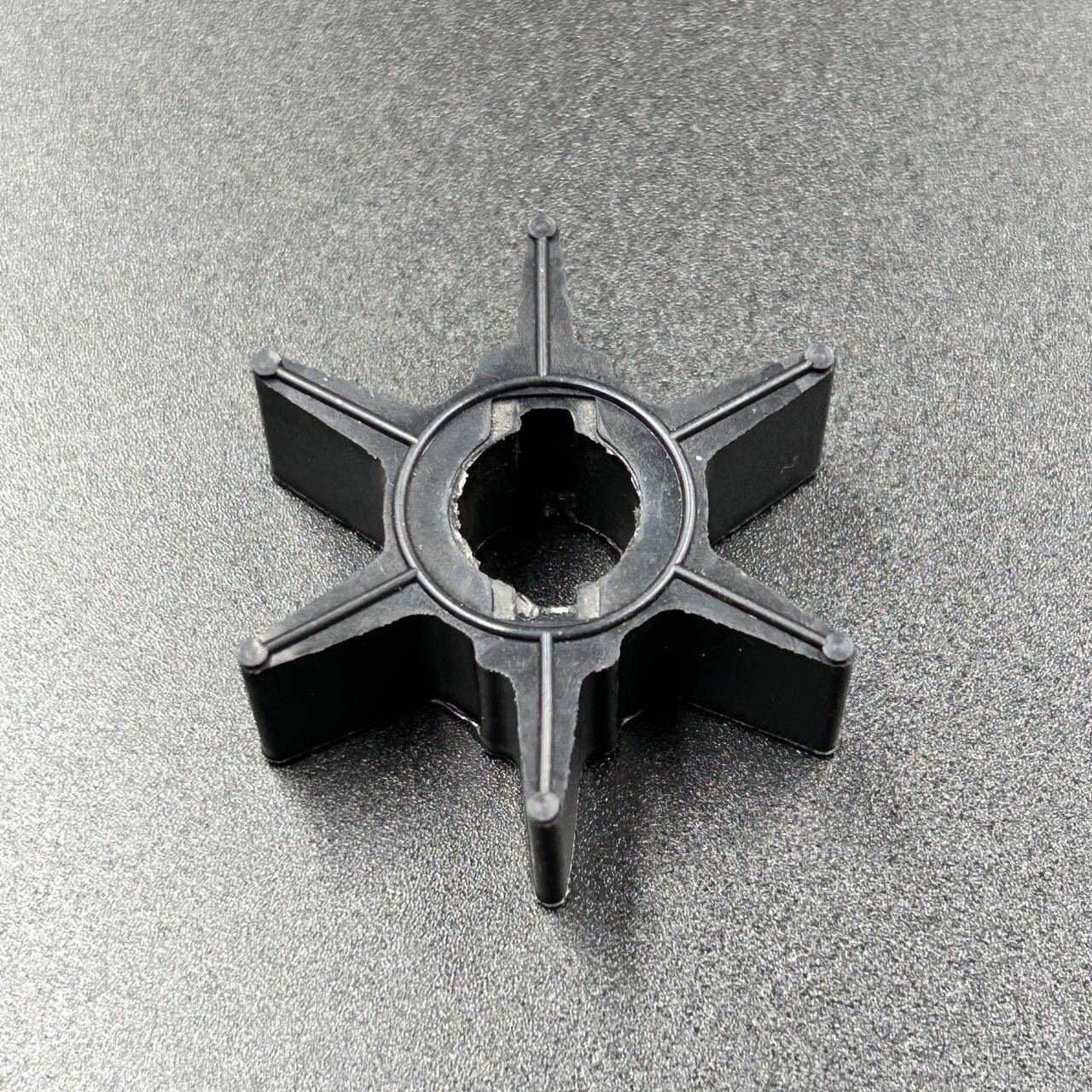 Крыльчатка помпы охлаждения Tohatsu 2.5-3.5 (Kacawa) ОЕМ 309-65021-0; 47-95289; 47-952892; 309650210; 95289; 952892