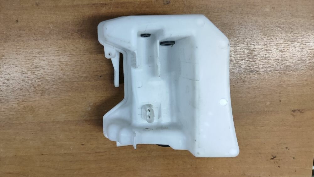 Бачок омывателя VW Passat CC B6 35D955453B