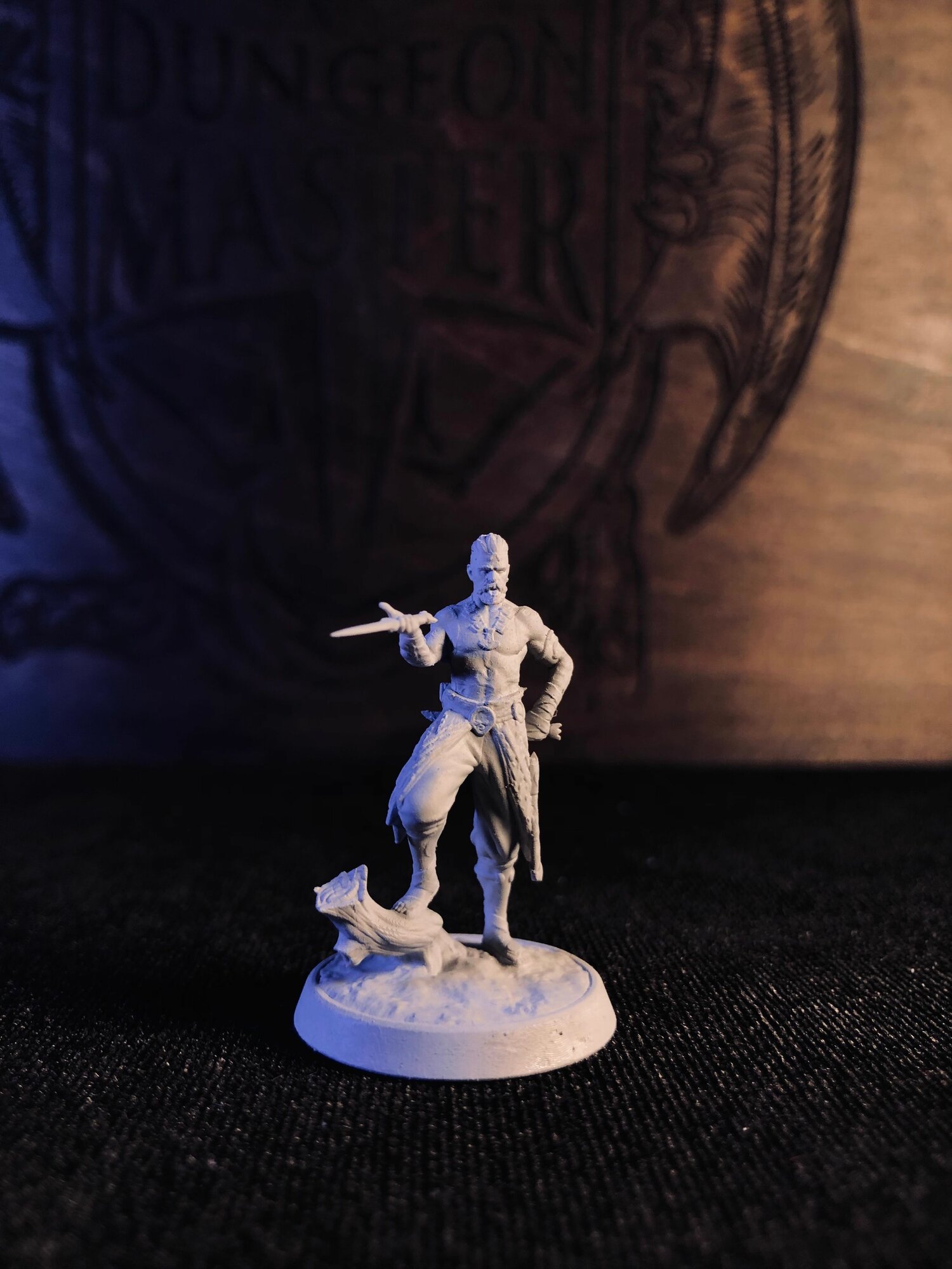 Воин севера, без доспехов, викинги - Миниатюра для настольных игр DnD, ДнД, Dungeons & Dragons, Pathfinder.