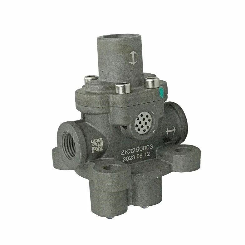 Клапан включения делителя 2-х контурный Euro 3 КПП Howo HW70 (WG2203250003)