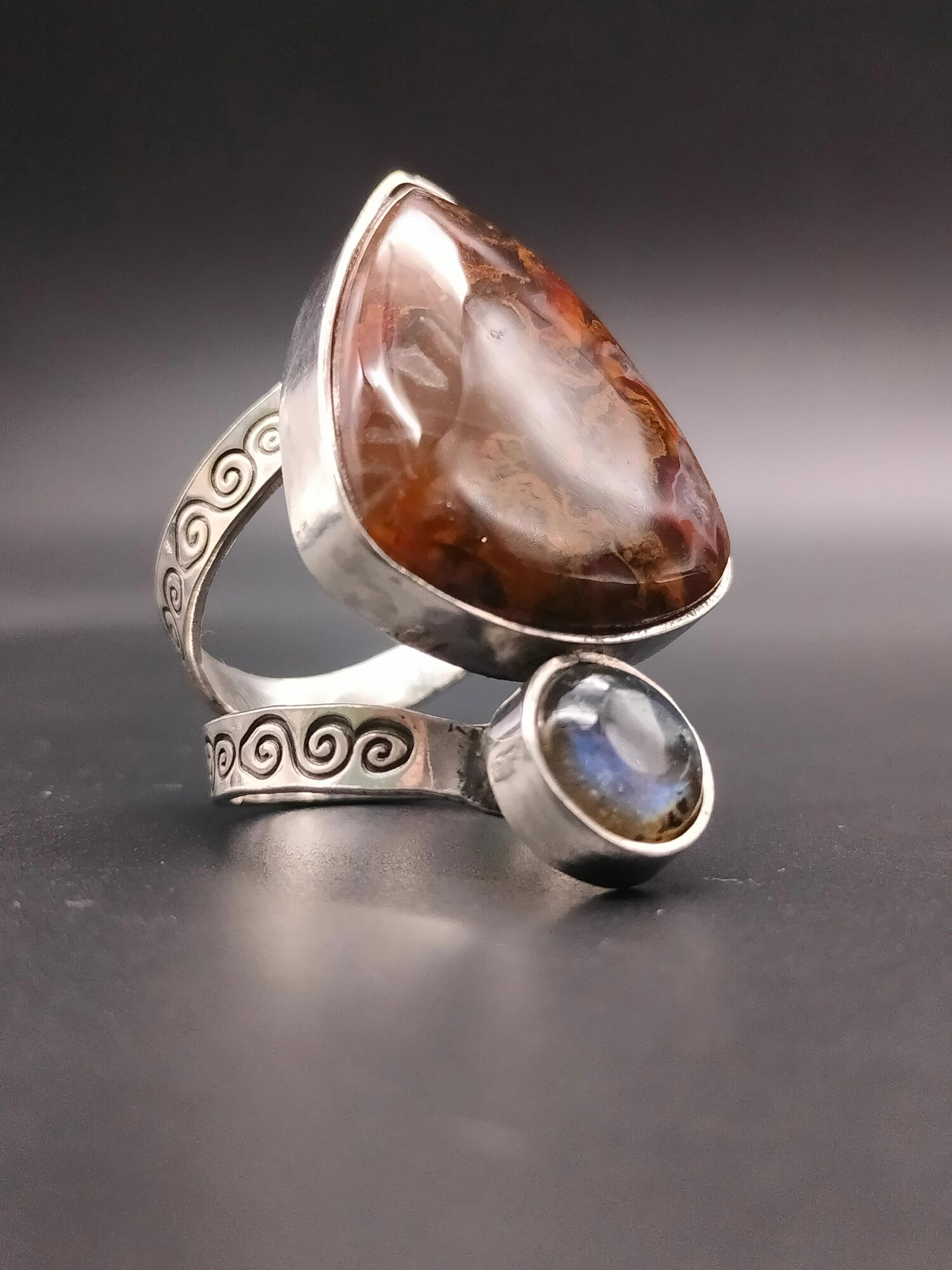 Перстень, серебро, 925 проба, агат, лабрадорит