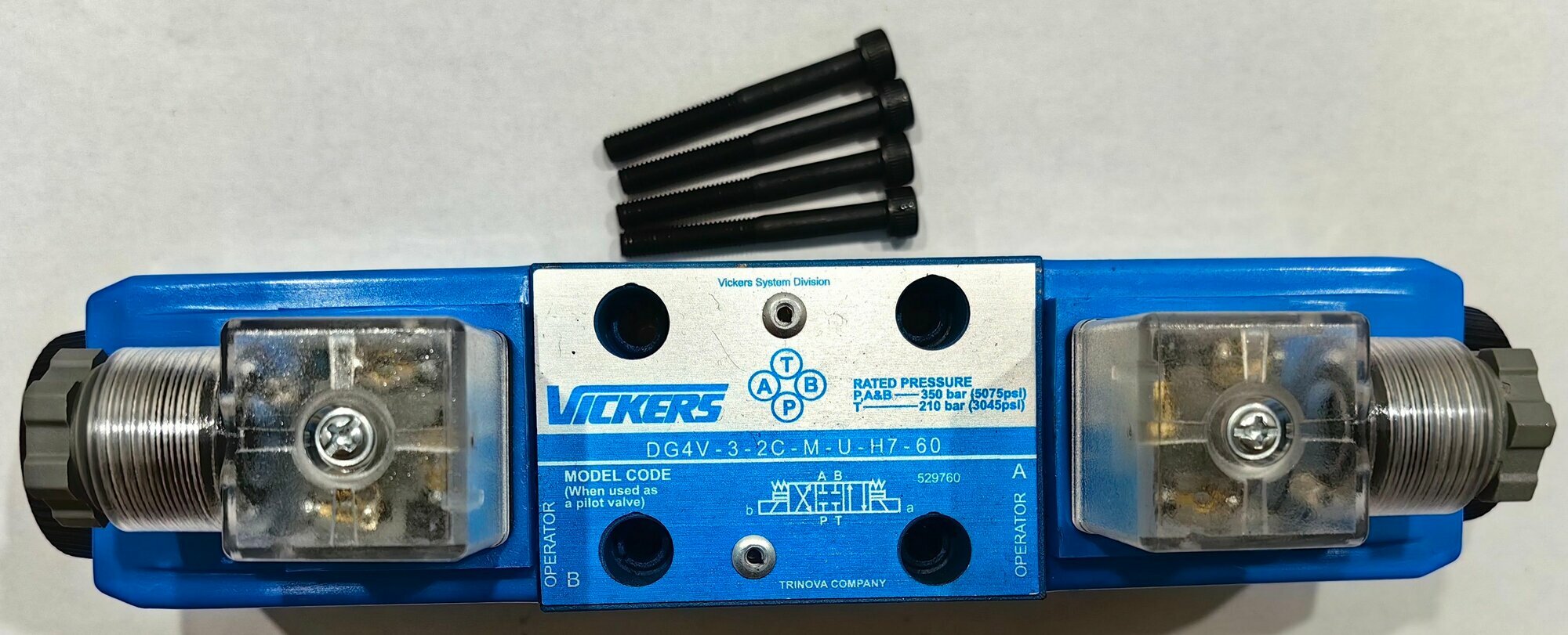 Гидрораспределитель Viskers DGMFN DG4V 3 2C M U H7 60 (DG4V-3-2C-M-U-H7-60)