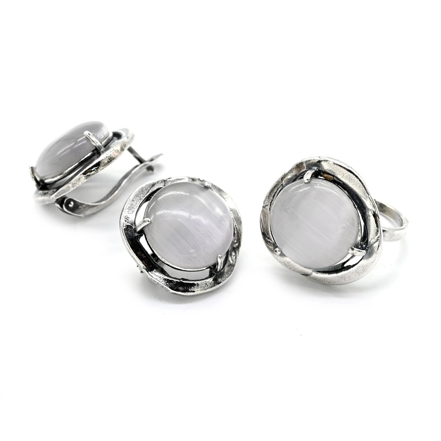 Комплект бижутерии: кольцо, кошачий глаз