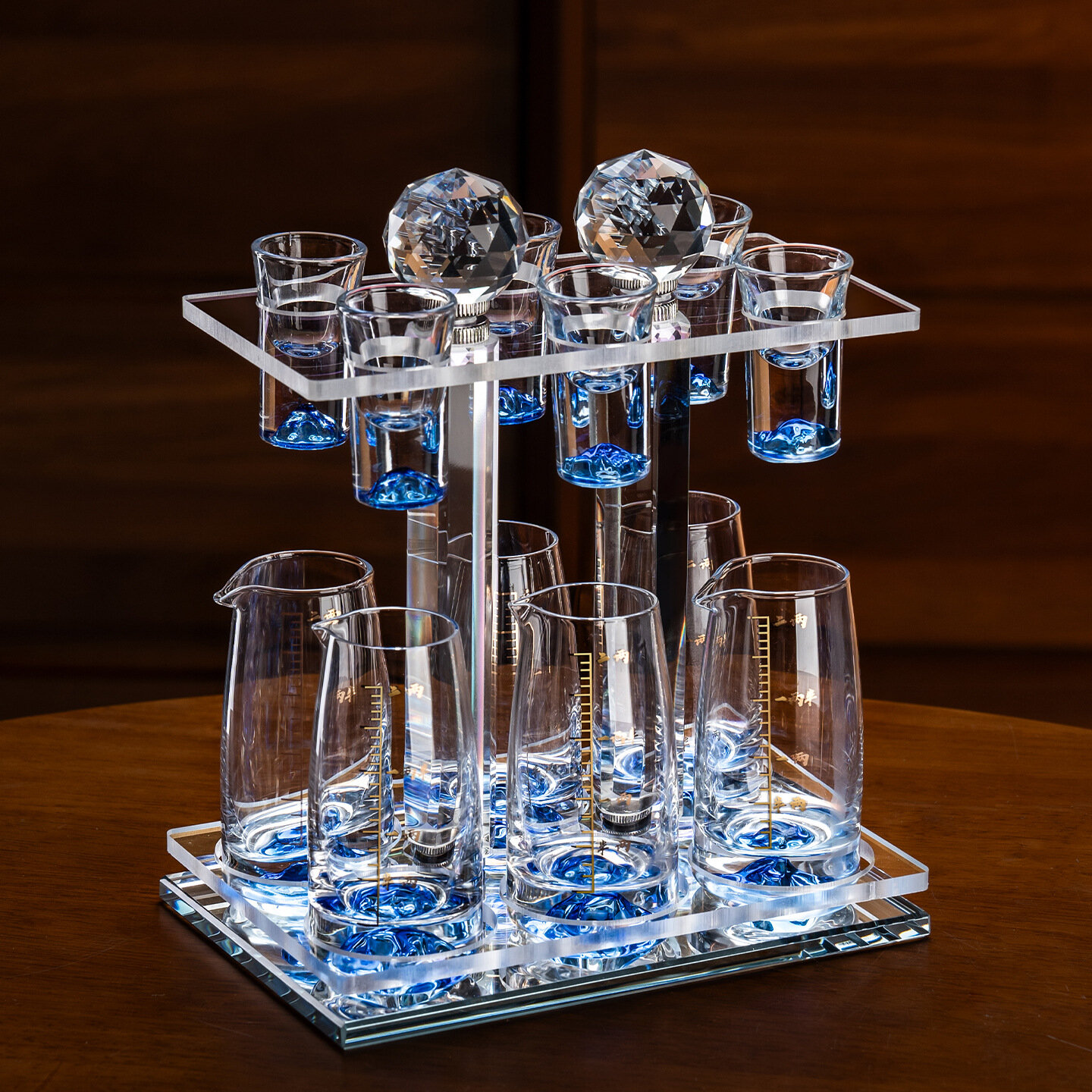 Кристаллический стеклянный бокал для вина, разделитель для домашнего использования, высококачественный бокал для вина Blue Mountain, рюмка с мерной шкалой, набор для вина, легкая роскошь